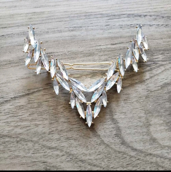 Source Unknown | Hair | Rhinestone V Shape Hair Clip Silver And Gold ...